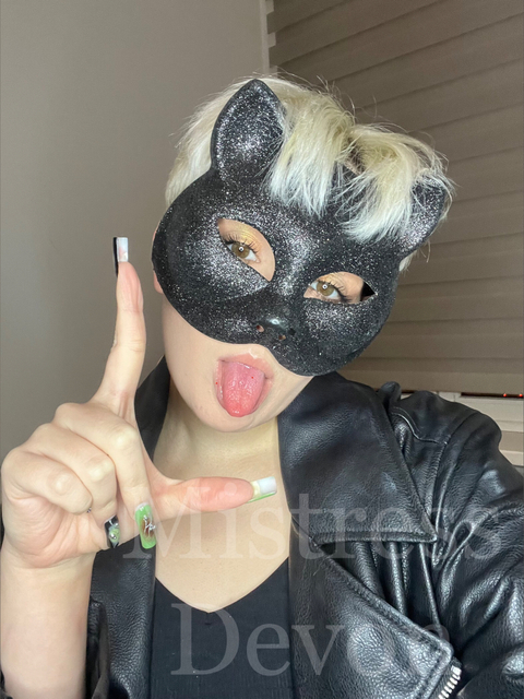 Mistress Devon - peachy_dev OnlyFans