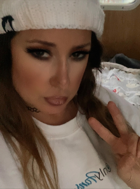 Summer Sinn OnlyFans Account - summersinn