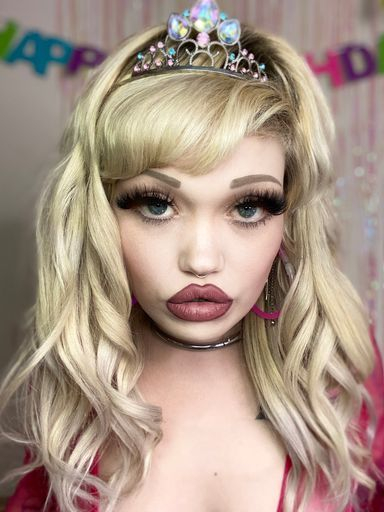 Emily Snow - yourfetishdoll OnlyFans
