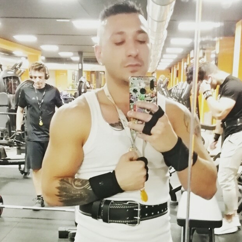 𝕺𝕸𝕬𝕽 𝕸𝕬𝕹𝕾𝕺𝖀𝕽 - omarmansour1990 OnlyFans