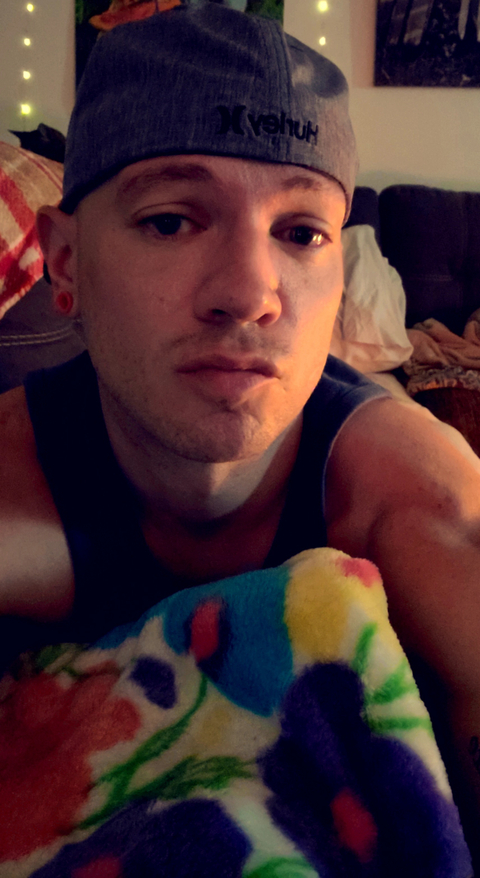 Kyle - kfc8484 OnlyFans