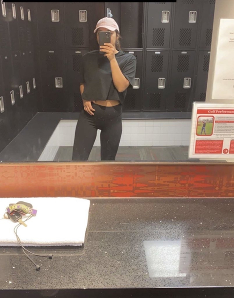 TannedToes - tanned_toes1 OnlyFans