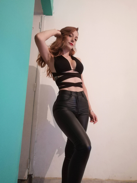 Mery_redxxx - mery_redxxx OnlyFans