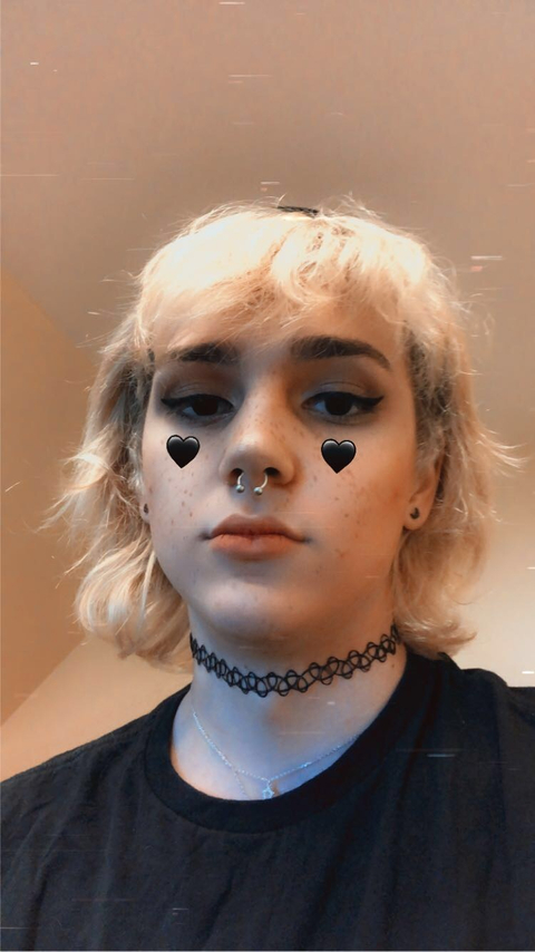 Luna Lynn - lunalynnts OnlyFans