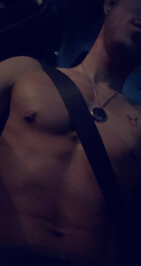 Ethan Glass - ethanglassxxx OnlyFans