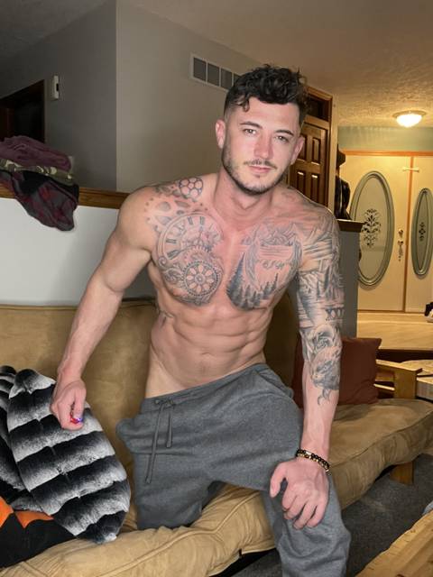 Clint Wright - eastwood1000 OnlyFans