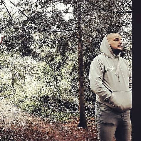 AJ Carr - ajcarr1305 OnlyFans